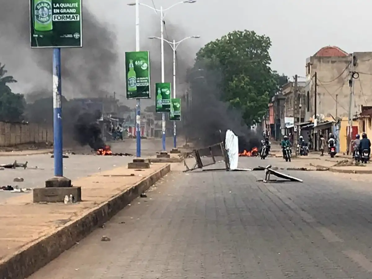 Togo : Tensions par endroits à Lomé lors de la 1ère journée de ...